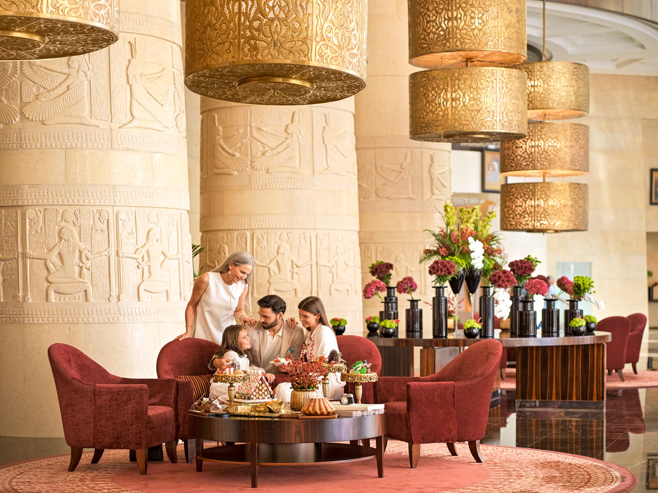 الاحتفالات at Raffles Dubai