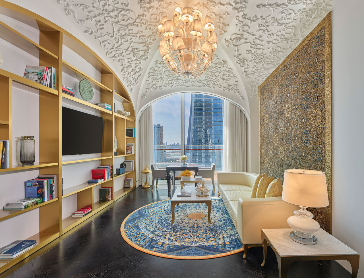 Information Raffles Doha - Luxury hotel in Doha