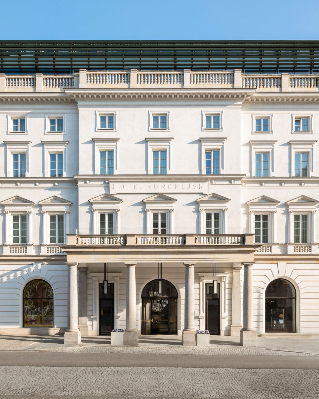 Festlichkeiten at Raffles Warsaw