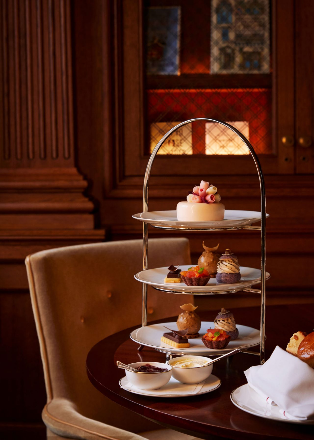 The Drawing Room - Raffles London